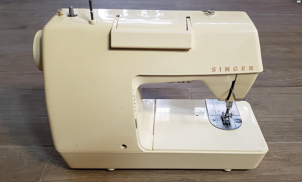 מכונת תפירה - מכונת תפירה SINGER 354 שמורה ועובדת | מודעה-749740