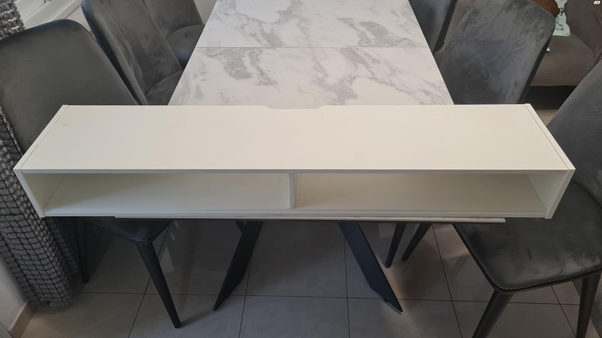 מדפים - למכירה מדף בצורת כברת מעץ בצבע לבן | מודעה-1100973