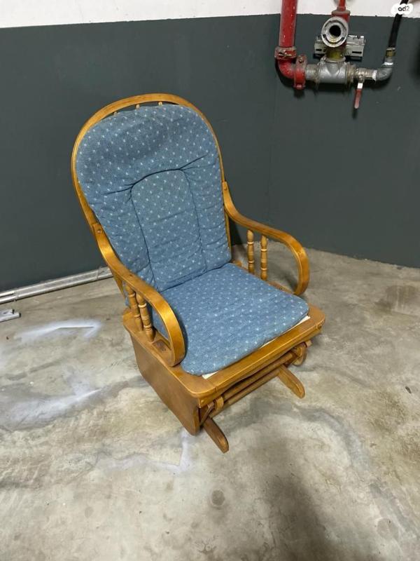 כיסא נדנדה - כיסא נדנדה מעץ מלא וינטג | מודעה-1136054