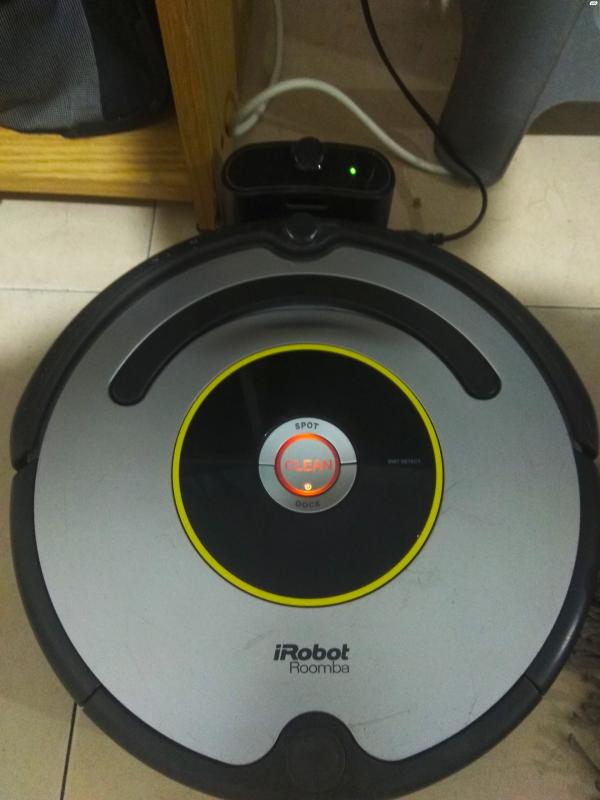 שואבי אבק - המכשיר נטען עובד מעולה וחזקמצורף | מודעה-1123960