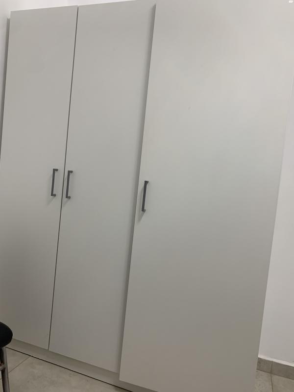 ארונות הזזה - ארון בגדים במצב מעולה , | מודעה-1207202