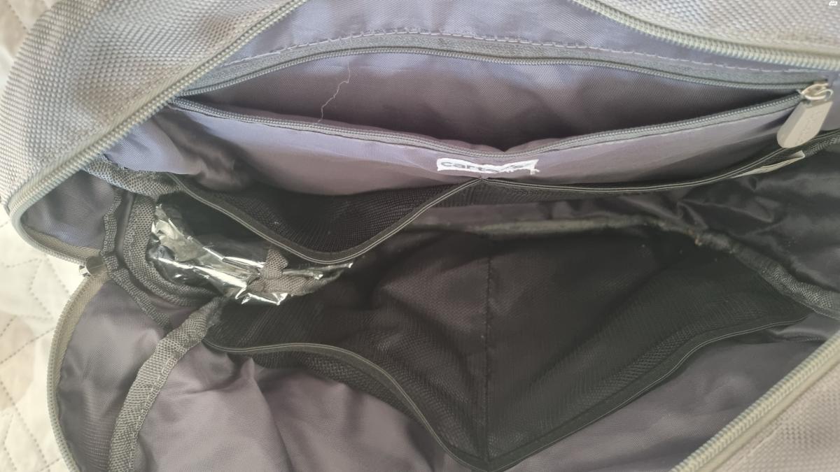 תיקים - שווי התיק 400 מוכרת ב120מצב | מודעה-1234134