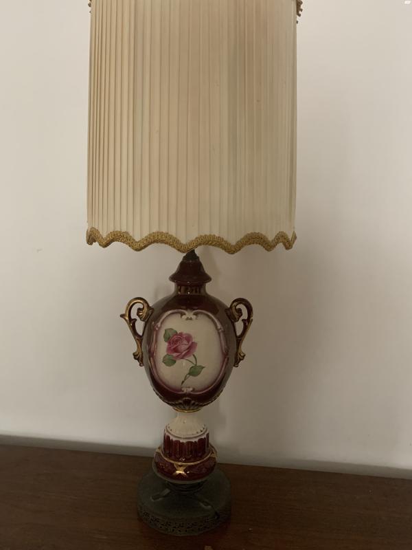 ענתיקות - מנורת עמידהמנורות נתלות כורסאמאוד מאוד | מודעה-1243237