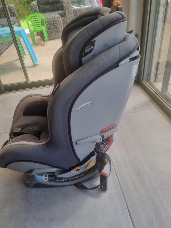 כסא בטיחות לתינוק - כסא לרכב chicco nextfit במצב | מודעה-1371517
