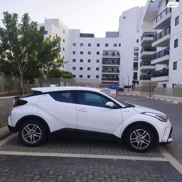 רכב פרטי - טויוטה C-HR Flame הצ'בק אוט' 1.8 (122 כ''ס) בנזין 2020 ...